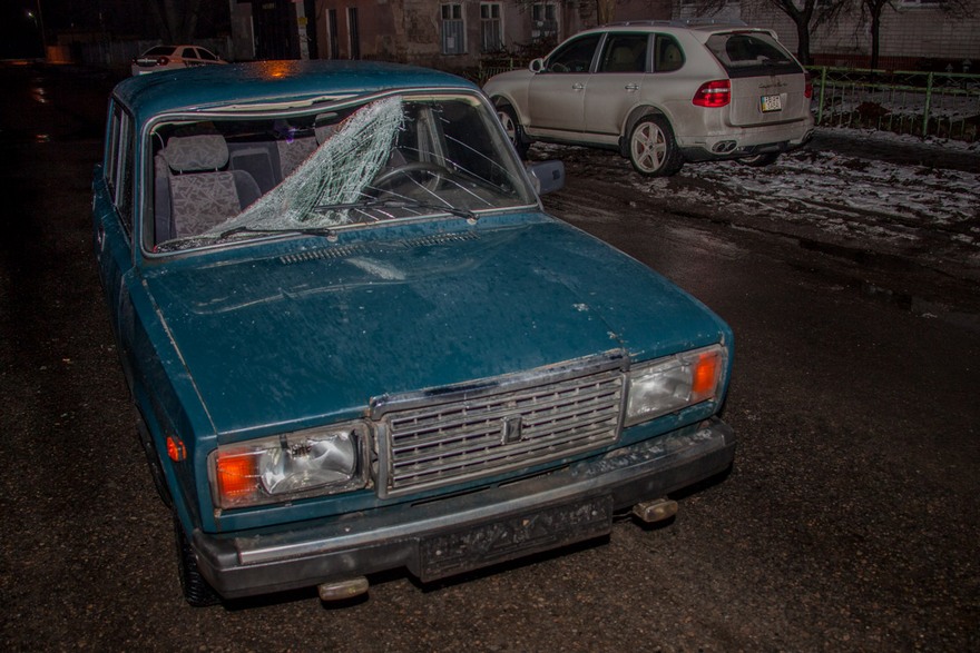 В Днепре водитель на "Жигули" сбил мужчину (фото) - DPChas